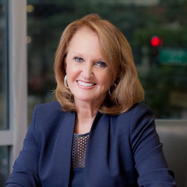 Vicki Escarra - UChicago | Leadership and Society Initiative